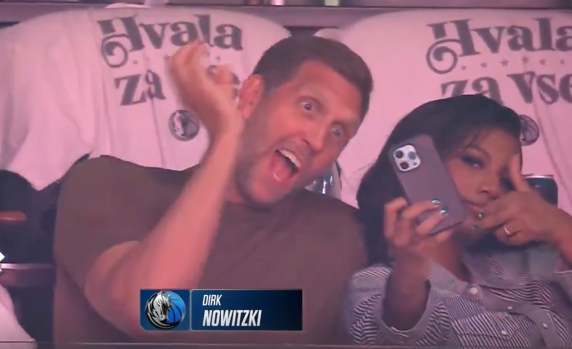 Dirk Nowitzki et Taylor Rooks se moquent des célébrations controversées ...